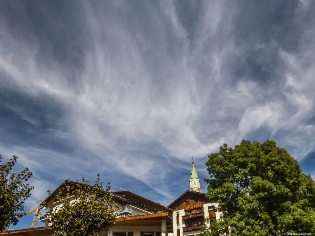 Wegener Arc - Upper Tangent Arc - Parhelic Circle - Circumscribed ...